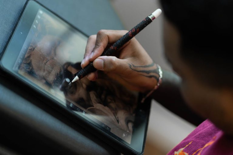 Rise of Digital Art in 2026: AI, NFTs & Market Trends Explained
